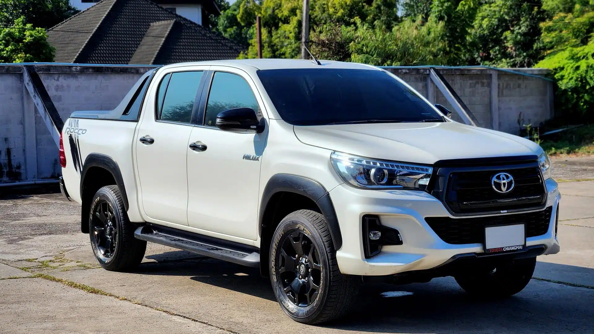 2020(MY20) Toyota Hilux Revo 2.4 Rocco Prerunner A/T - Expat Auto Co., Ltd.