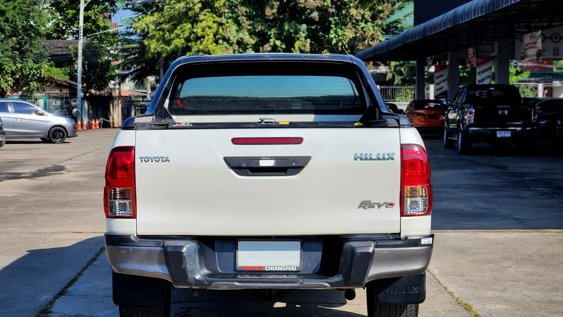 2020(MY20) Toyota Hilux Revo 2.4 Rocco Prerunner A/T - Expat Auto Co., Ltd.